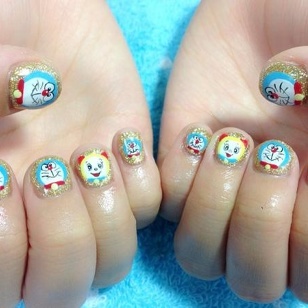 Doraemon nails